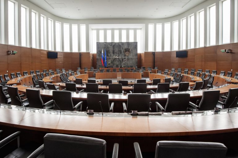 Maruša Babnik bo zamenjala Janeza Janšo v državnem zboru - Utrip-Ljubljane